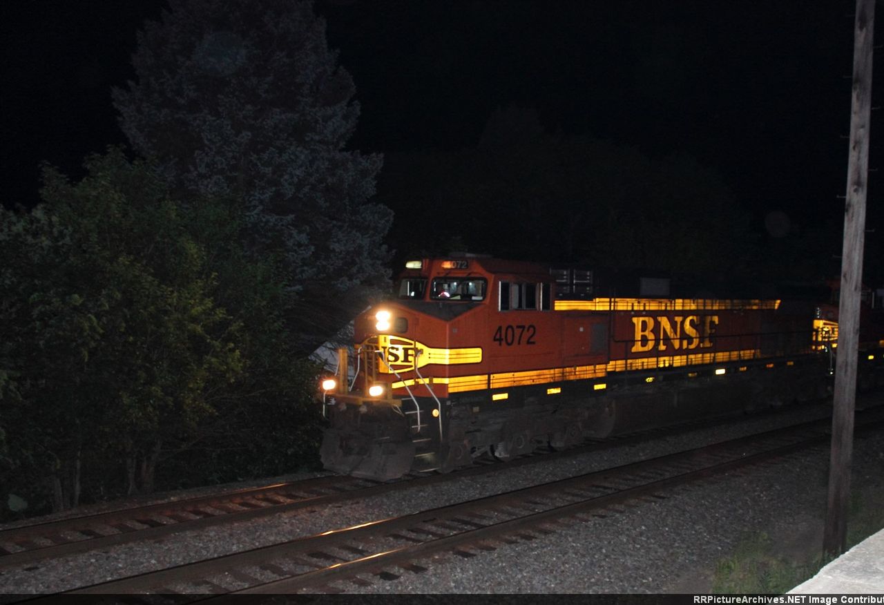 BNSF 4072